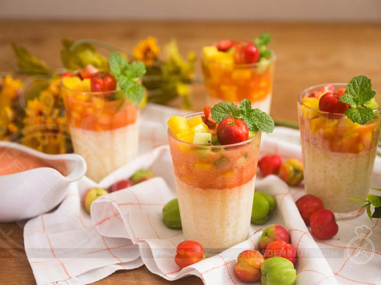 Pudim de Tapioca com Salada de Frutas - Receitas de Minuto - A Solução ...