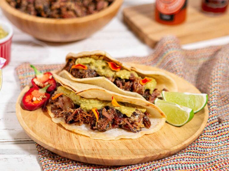 Taco de Tapioca com Recheio de Costelinha e Melaço - Receitas de Minuto ...